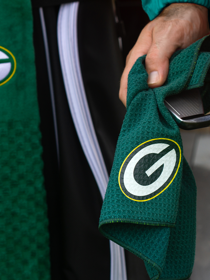 NFL, NHL and Collegiate Licensed Golf Accessories | Team Golf USA